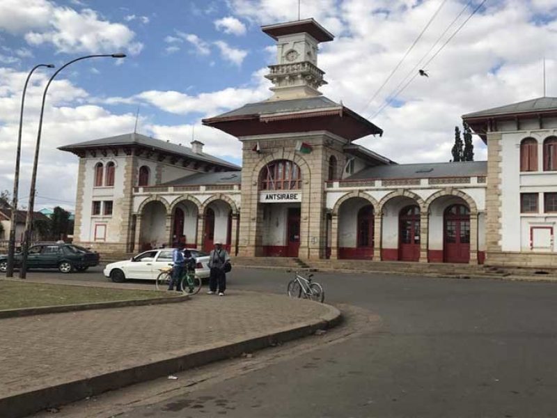 La ville d'Antsirabe et ses merveilles - Booking Hôtels Madagascar